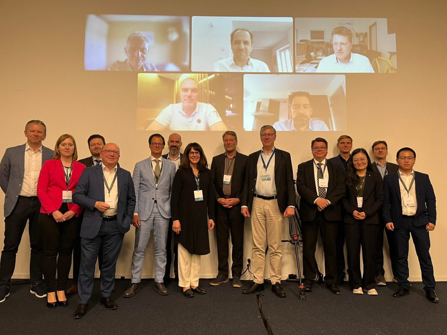 White paper: Intelligent & Connected Vehicles Roadmaps: A Worldwide ...